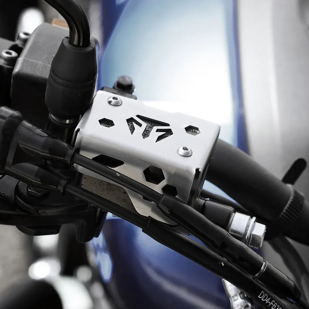 Moto Torque Master Cylinder Guard For Yamaha XSR 155 – Motodrift